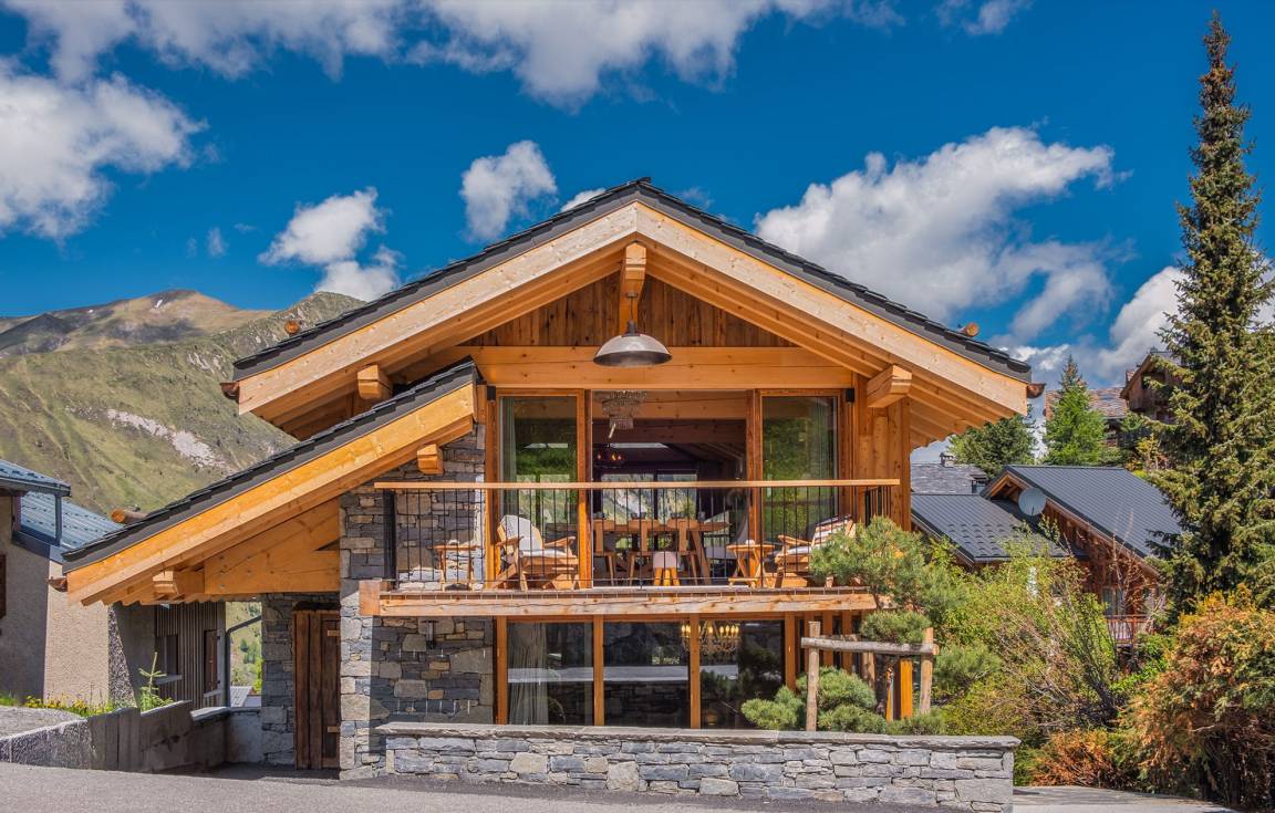 160 M² Chalet ∙ 4 Chambres ∙ 8 Personnes - Les Menuires