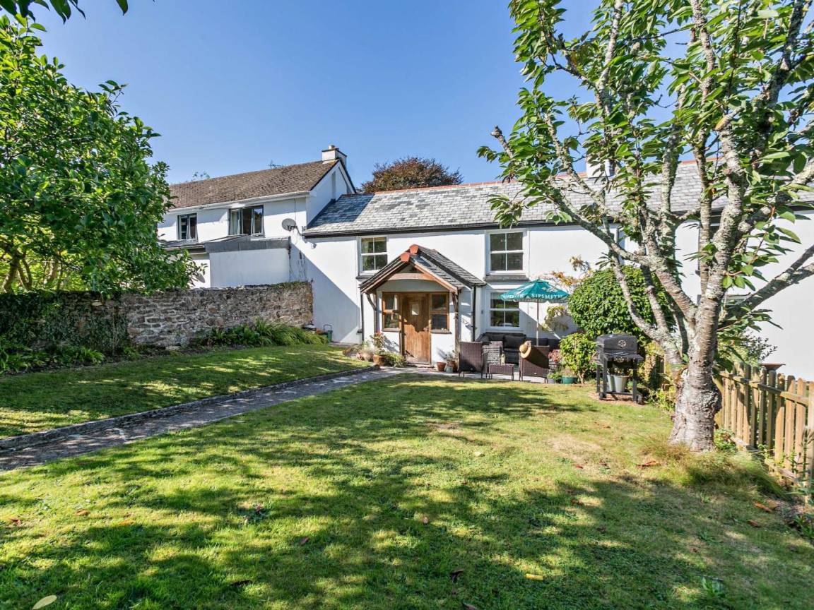 Cottage ∙ 3 Bedrooms ∙ 6 Guests - Penryn