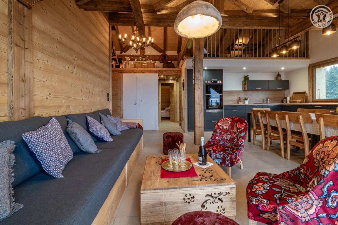116 M² Gîte ∙ 4 Chambres ∙ 15 Personnes - Chambéry