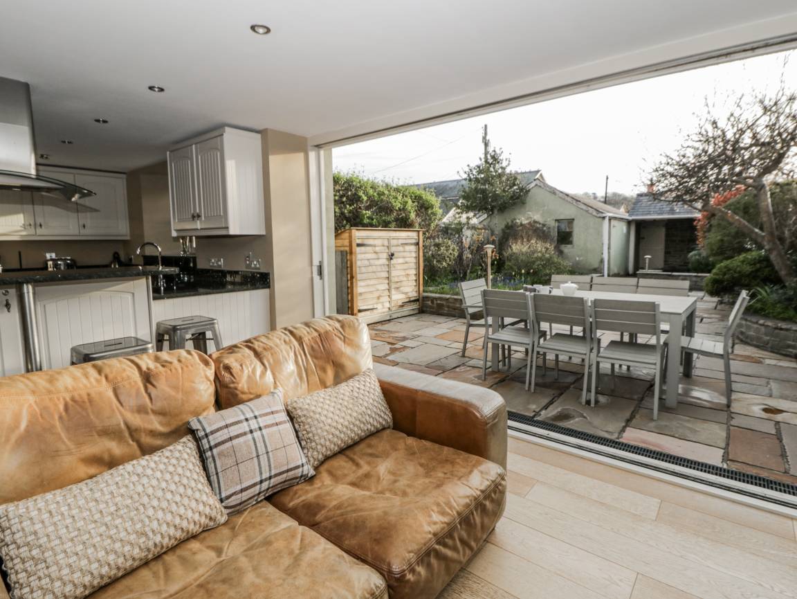 Cottage ∙ 3 Bedrooms ∙ 6 Guests - Aberaeron