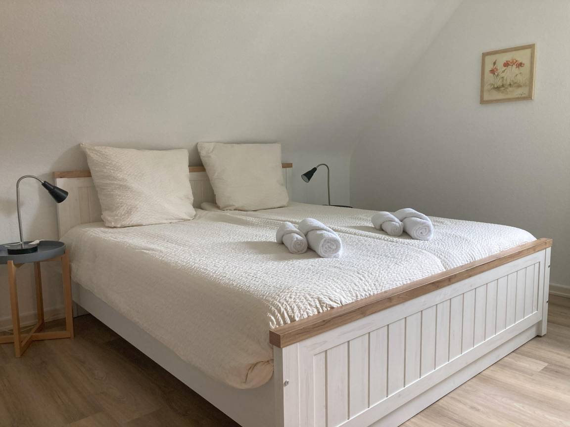42 M² Hotel ∙ 2 Bedrooms ∙ 4 Guests - Idar-Oberstein