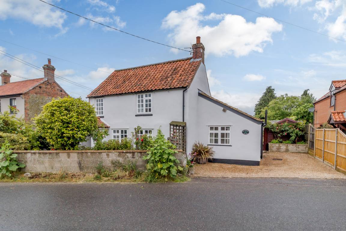 Cottage ∙ 3 Bedrooms ∙ 4 Guests - Holt