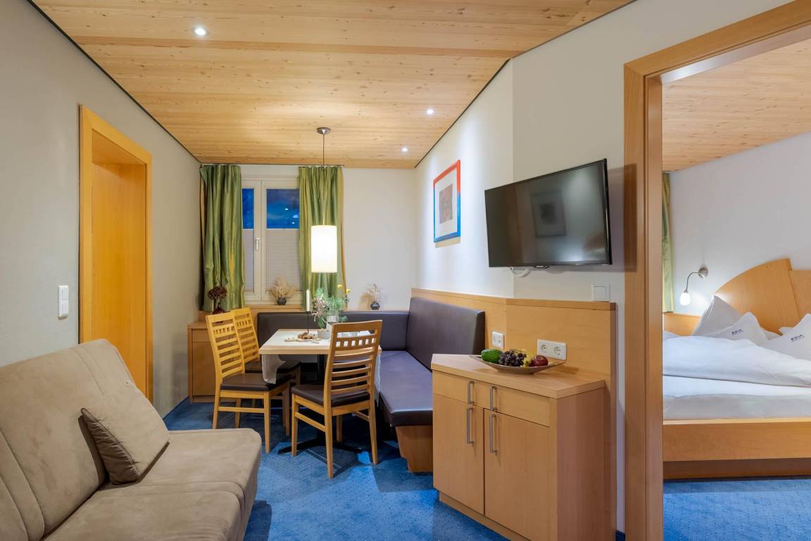 57 M² Apartment ∙ 2 Bedrooms ∙ 5 Guests - Ischgl