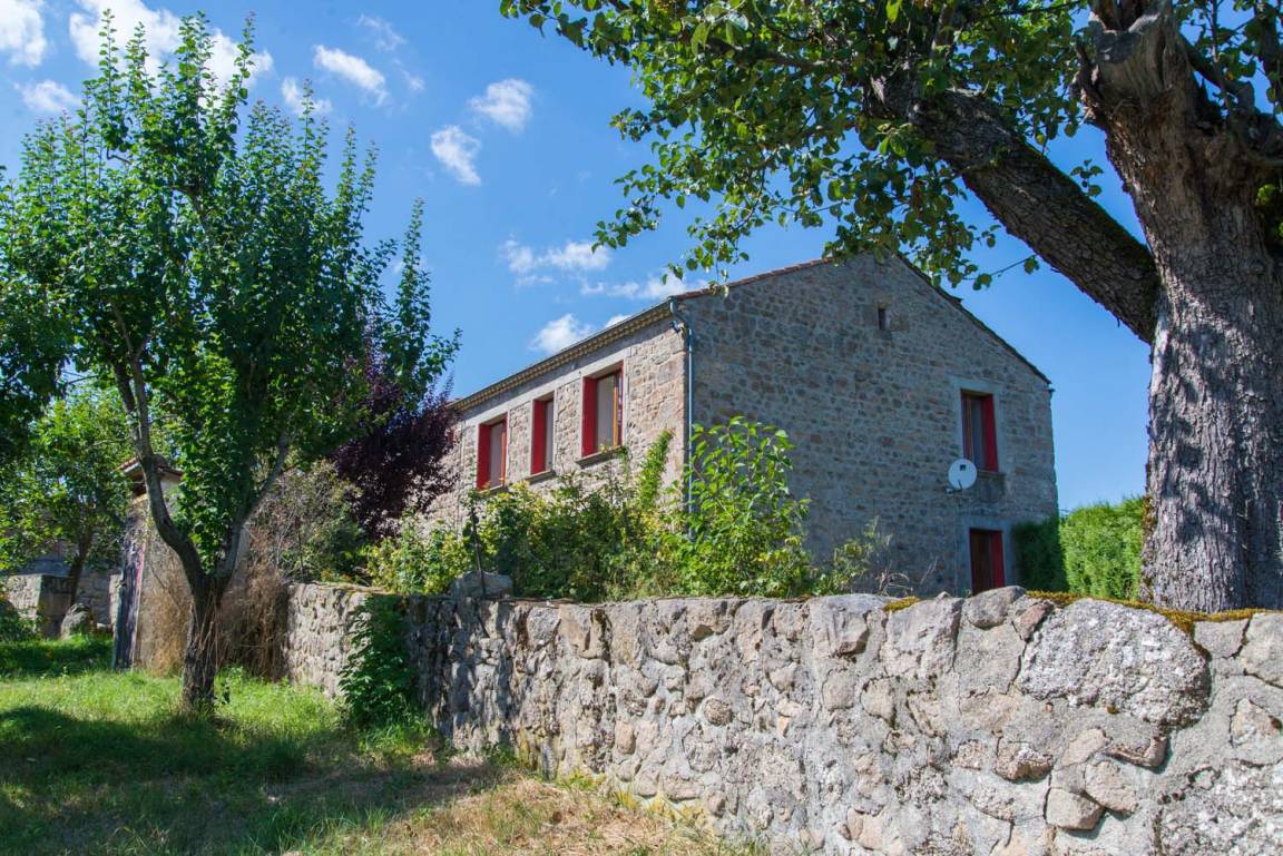 140 M² Gîte ∙ 3 Chambres ∙ 6 Personnes - Lozère