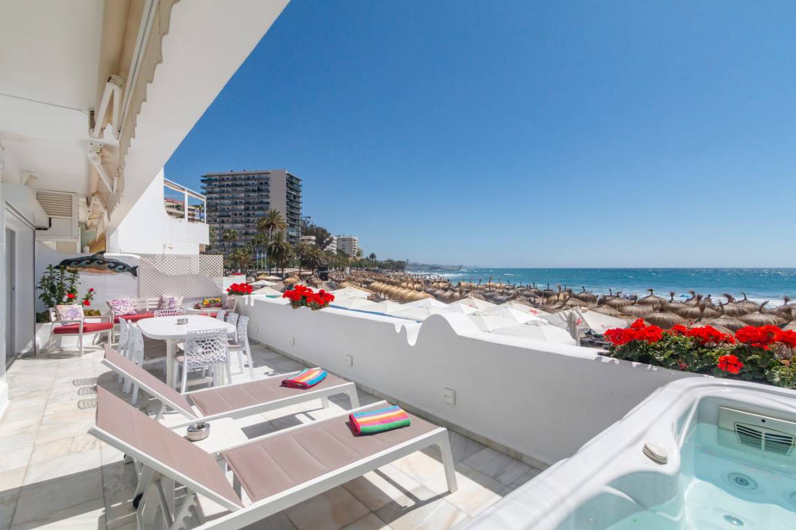 170 M² Apartamento ∙ 4 Habitaciones ∙ 8 Huéspedes - Marbella