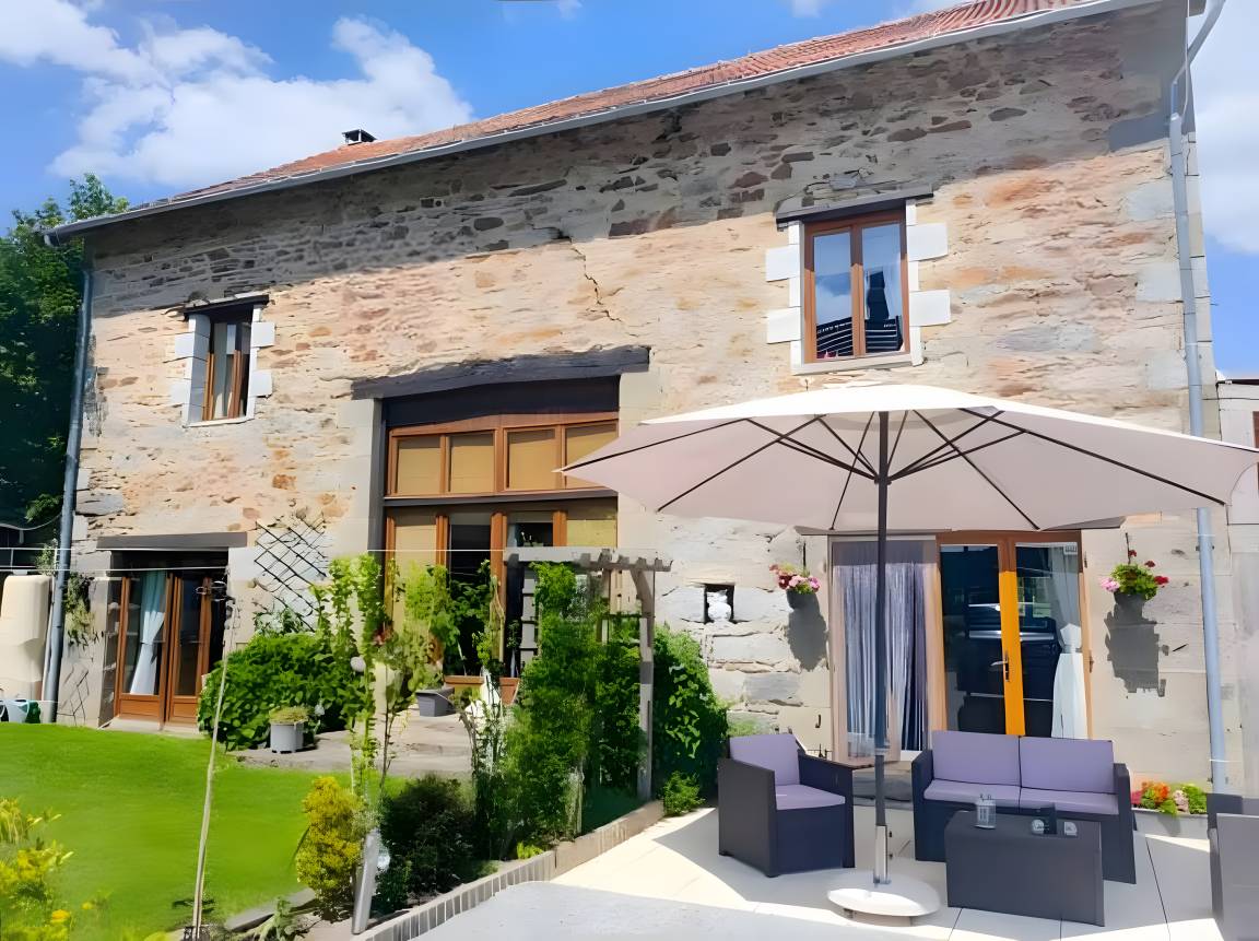 186 M² Maison De Vacances ∙ 4 Chambres ∙ 10 Personnes - Creuse