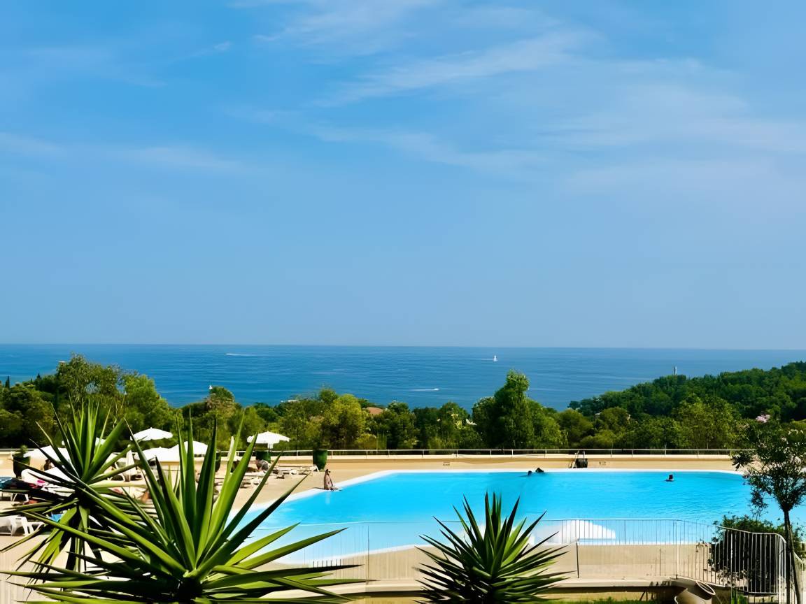 37 M² Appartement ∙ 2 Chambres ∙ 6 Personnes - Cap Estérel