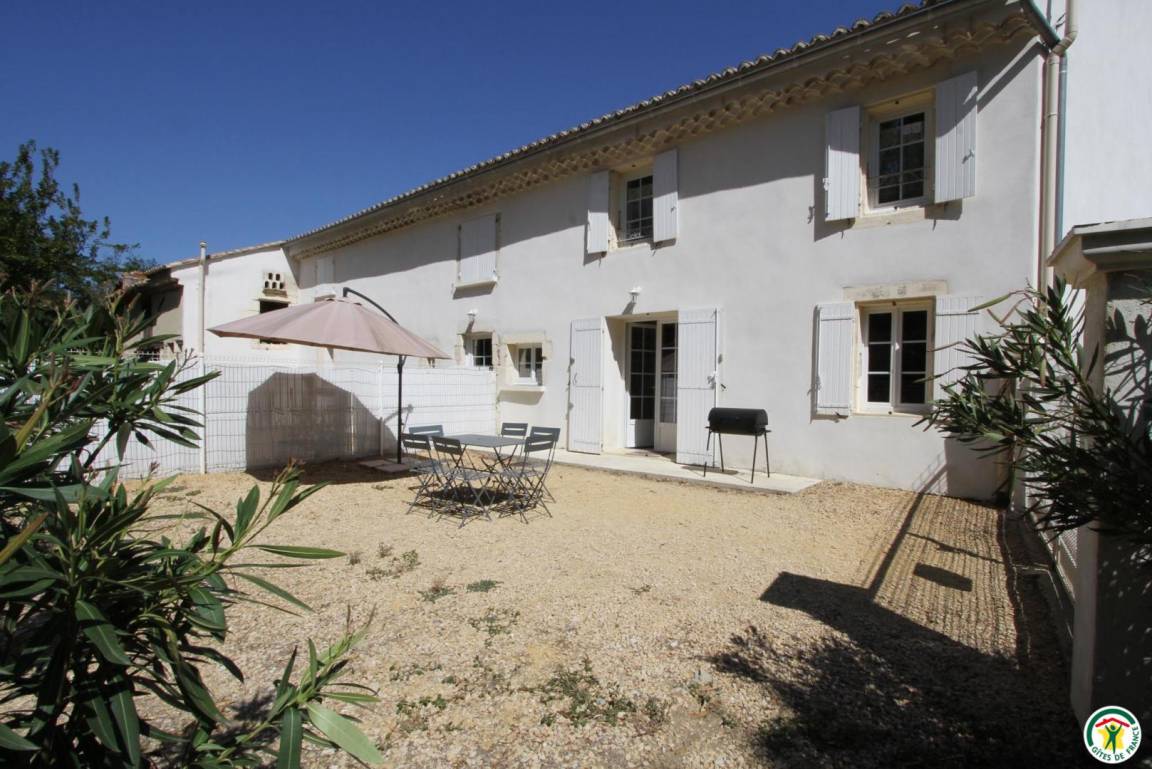 60 M² Gîte ∙ 2 Chambres ∙ 4 Personnes - Pierrelatte