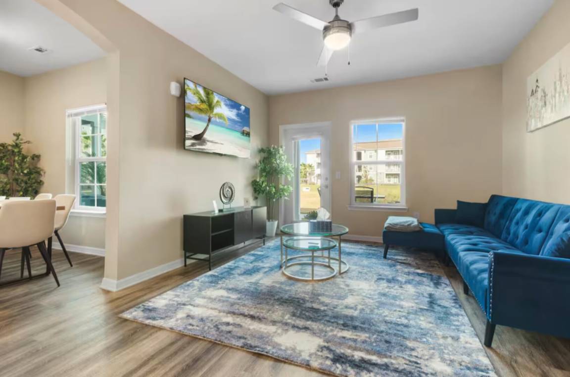111 M² Condo ∙ 2 Bedrooms ∙ 8 Guests - Melbourne, FL