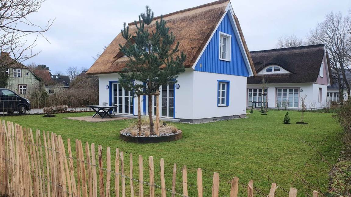 80 M² Ferienhaus ∙ 2 Schlafzimmer ∙ 4 Gäste - Prerow