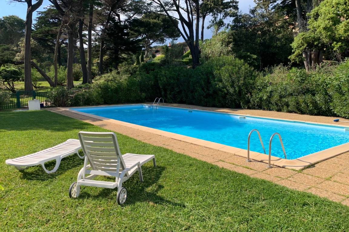 280 M² Maison De Vacances ∙ 8 Chambres ∙ 10 Personnes - Île de Porquerolles