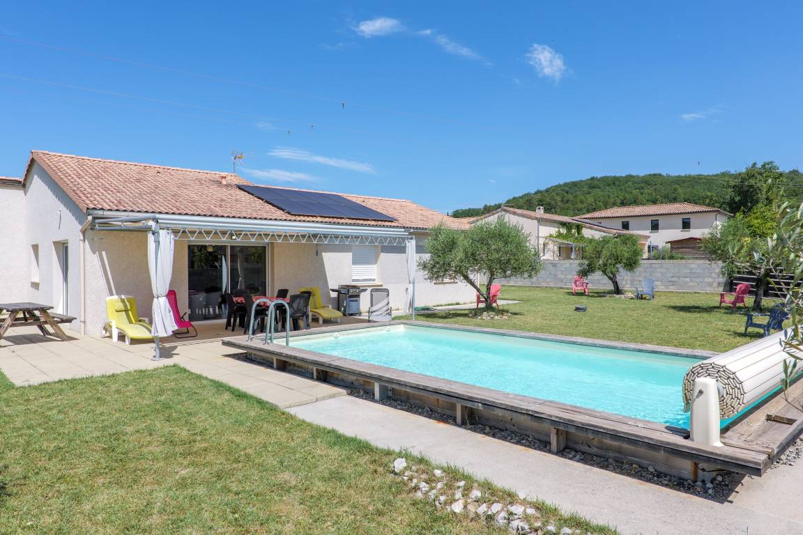 90 M² Villa ∙ 3 Chambres ∙ 6 Personnes - Ruoms
