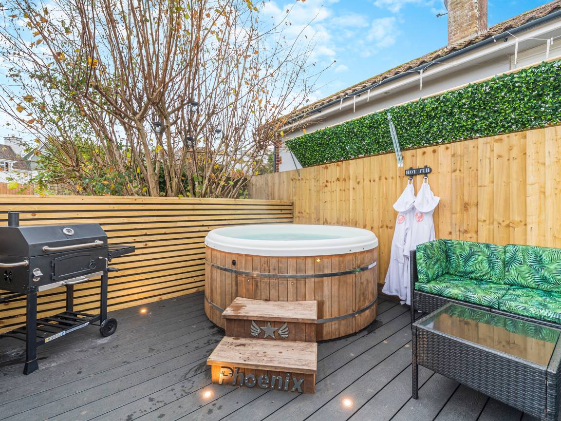 Cottage ∙ 1 Bedroom ∙ 4 Guests - Dartmouth