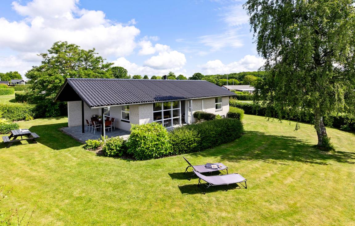 70 M² Ferienhaus ∙ 2 Schlafzimmer ∙ 4 Gäste - Sonderburg