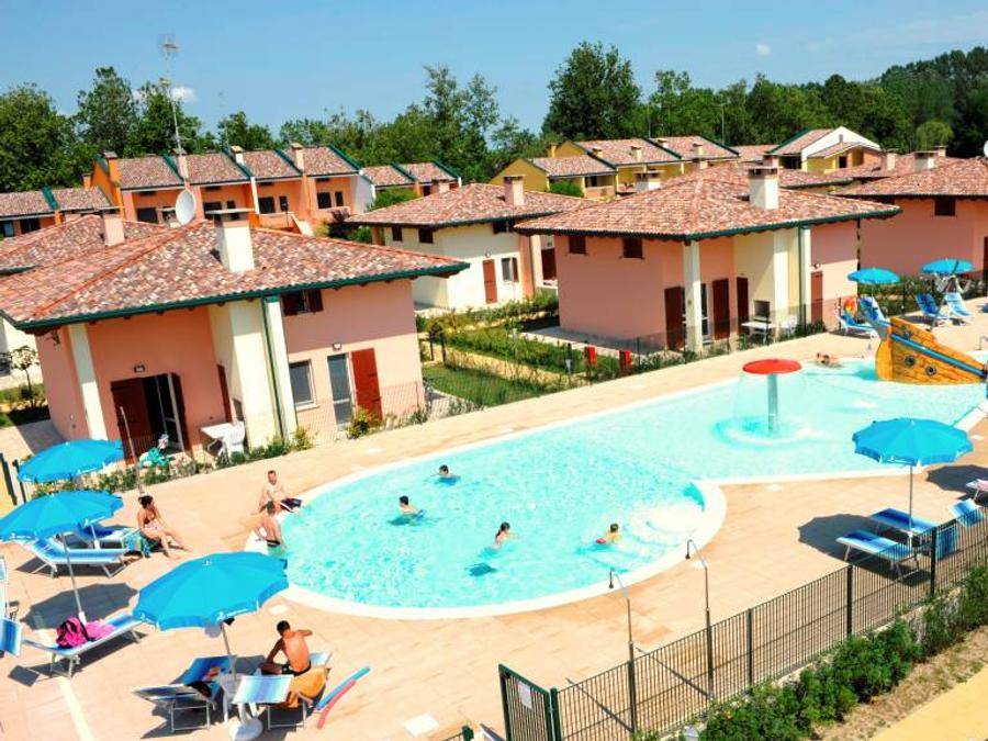 30 M² Bungalow ∙ 1 Camera Da Letto ∙ 4 Ospiti - Comacchio