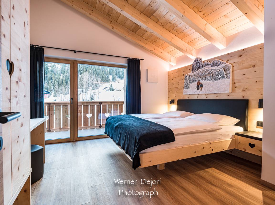 70 M² Ferienwohnung ∙ 2 Schlafzimmer ∙ 5 Gäste - Val Gardena