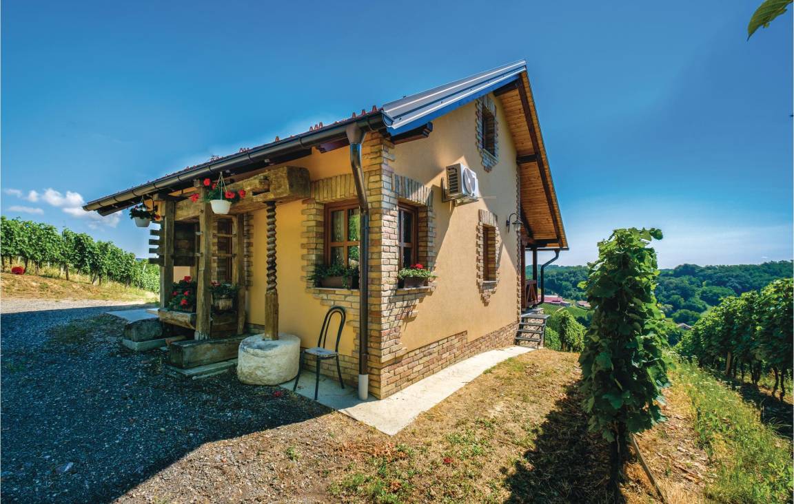 49 M² Ferienhaus ∙ 1 Schlafzimmer ∙ 4 Gäste - Kroatien
