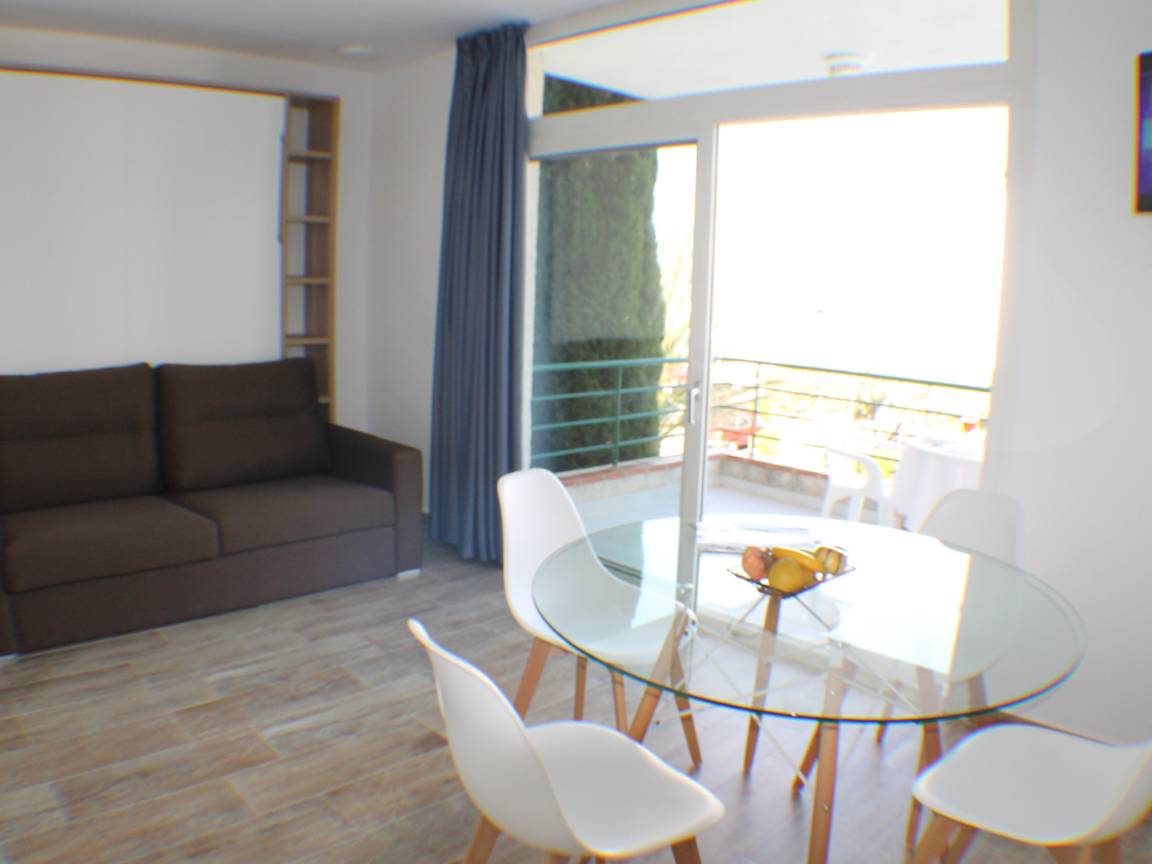 45 M² Apartment ∙ 1 Bedroom ∙ 4 Guests - Cadaqués