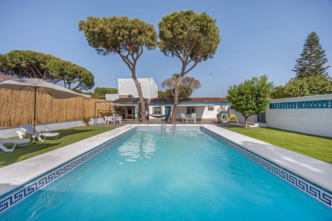 30 M² Casa ∙ 1 Habitación ∙ 5 Huéspedes - Urbanización Novo Santi Petri