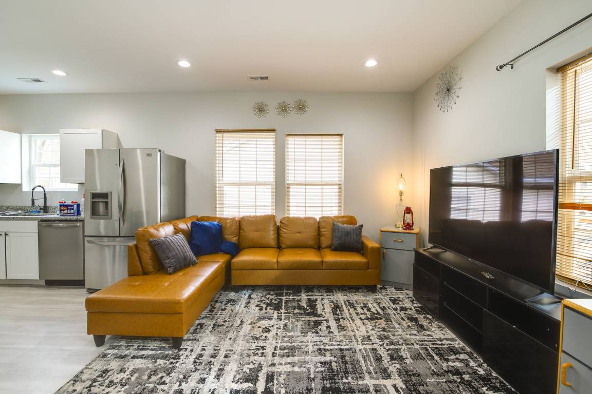 111 M² House ∙ 3 Bedrooms ∙ 6 Guests - Neyland Stadium Knoxville