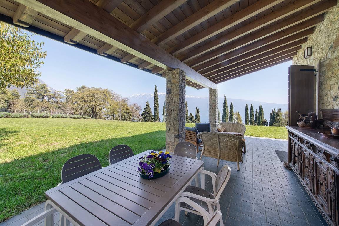 200 M² Villa ∙ 3 Chambres ∙ 7 Personnes - Gargnano