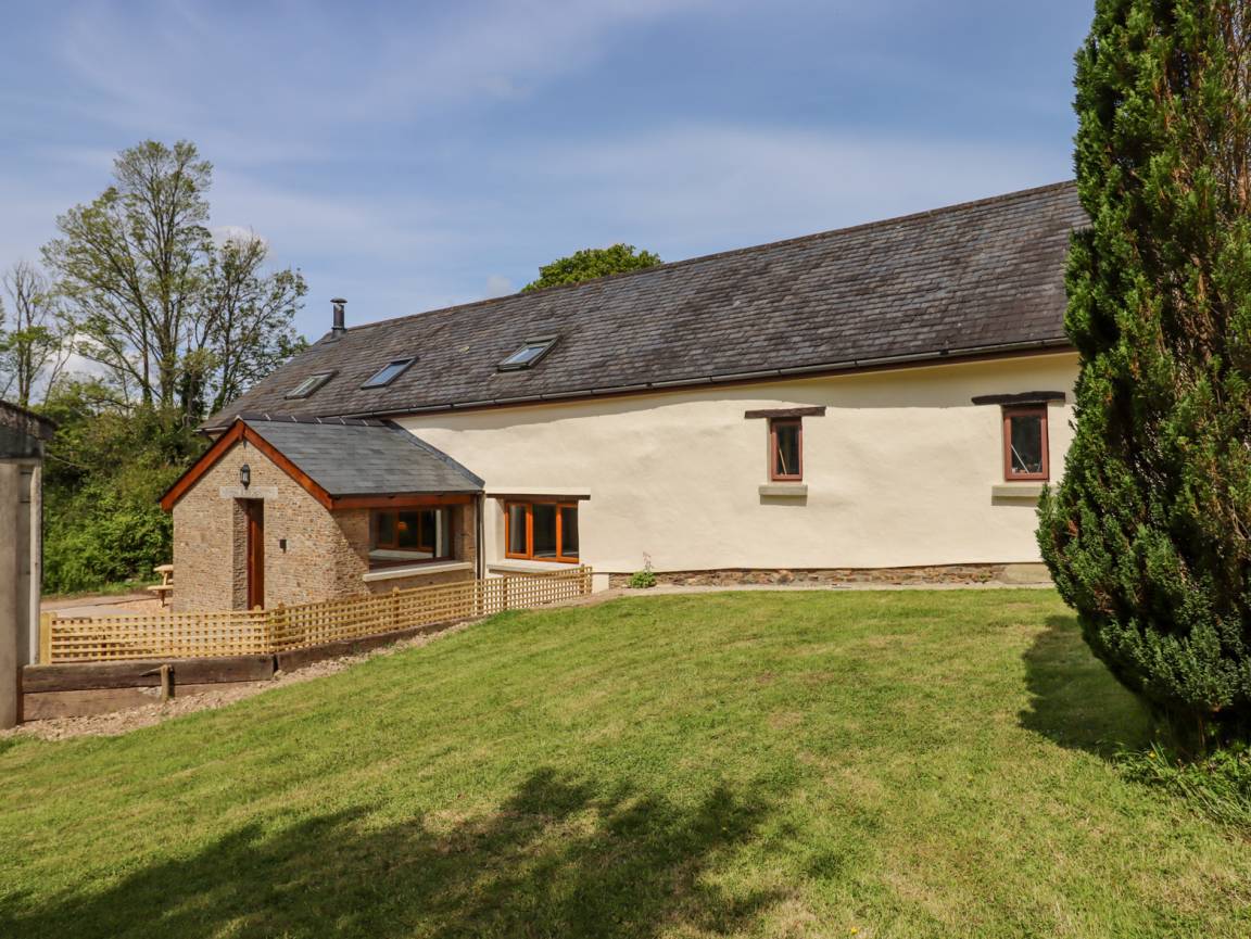 Cottage ∙ 2 Bedrooms ∙ 4 Guests - Dartmoor Forest
