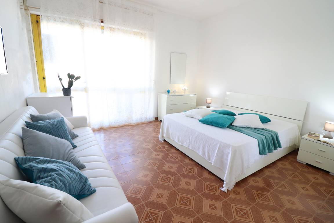 50 M² House ∙ 1 Bedroom ∙ 5 Guests - Отранто
