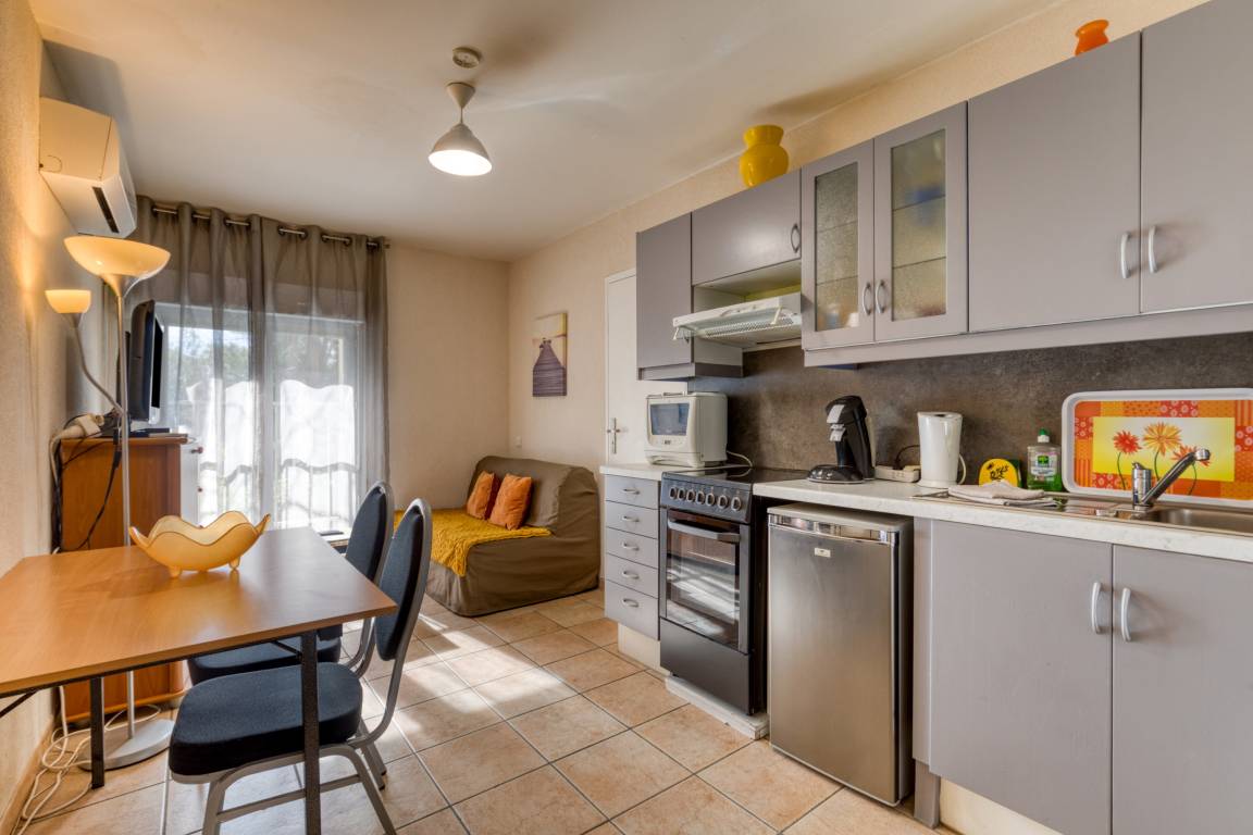 25 M² Appartement ∙ 1 Chambre ∙ 2 Personnes - Fabrègues