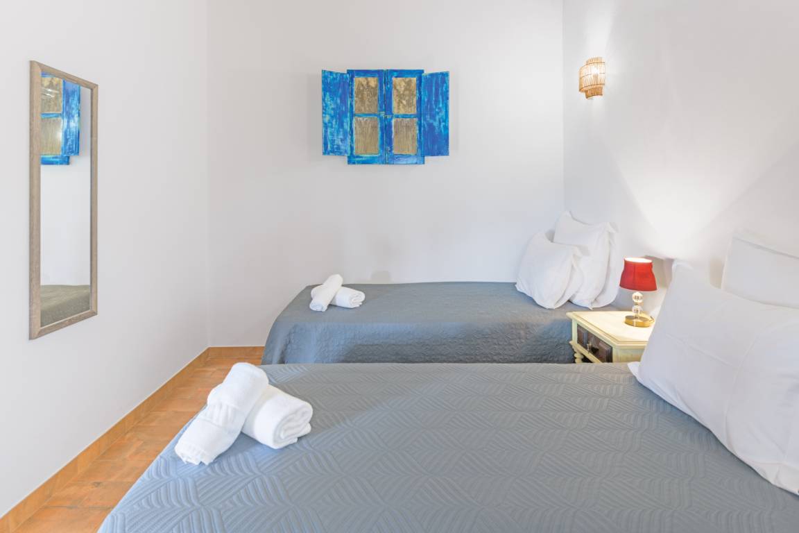 25 M² Huis ∙ 1 Slaapkamer ∙ 5 Gasten - Odemira