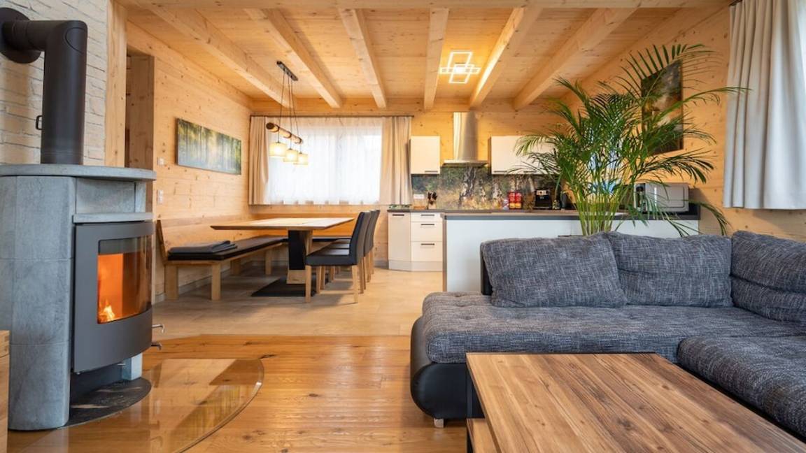 140 M² Ferienhaus ∙ 4 Schlafzimmer ∙ 7 Gäste - Beuron