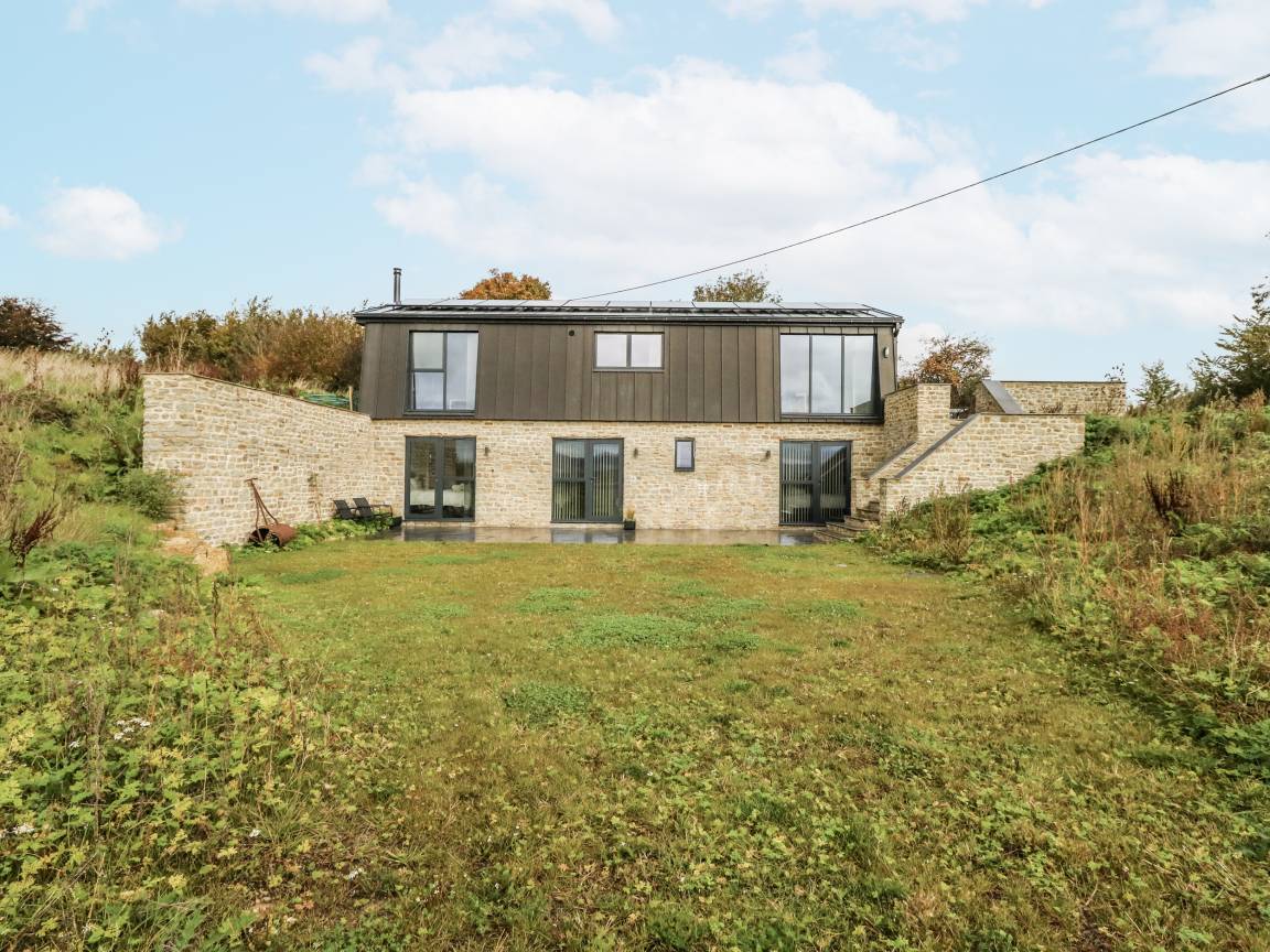 Cottage ∙ 3 Bedrooms ∙ 6 Guests - Sherborne
