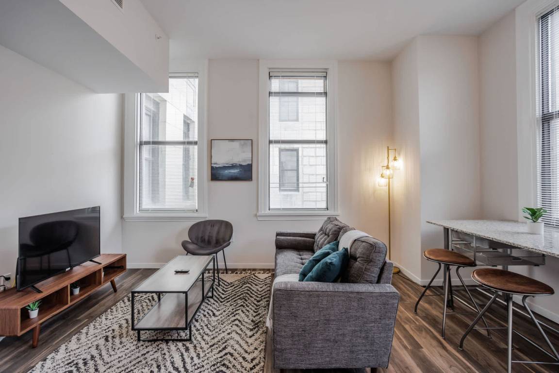 Apartment ∙ 1 Bedroom ∙ 2 Guests - Cincinnati, OH