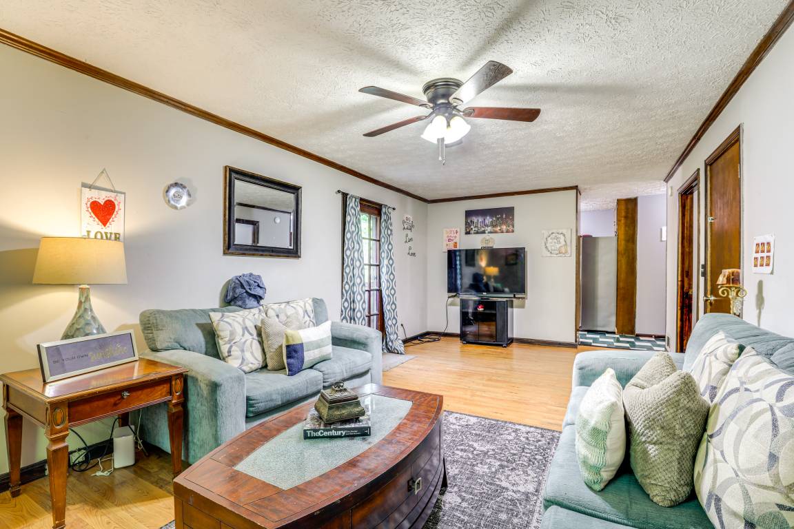 264 M² House ∙ 4 Bedrooms ∙ 10 Guests - Stone Mountain, GA