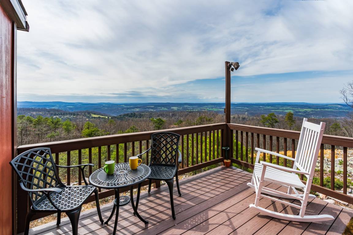 76 M² Chalet ∙ 2 Bedrooms ∙ 4 Guests - West Virginia