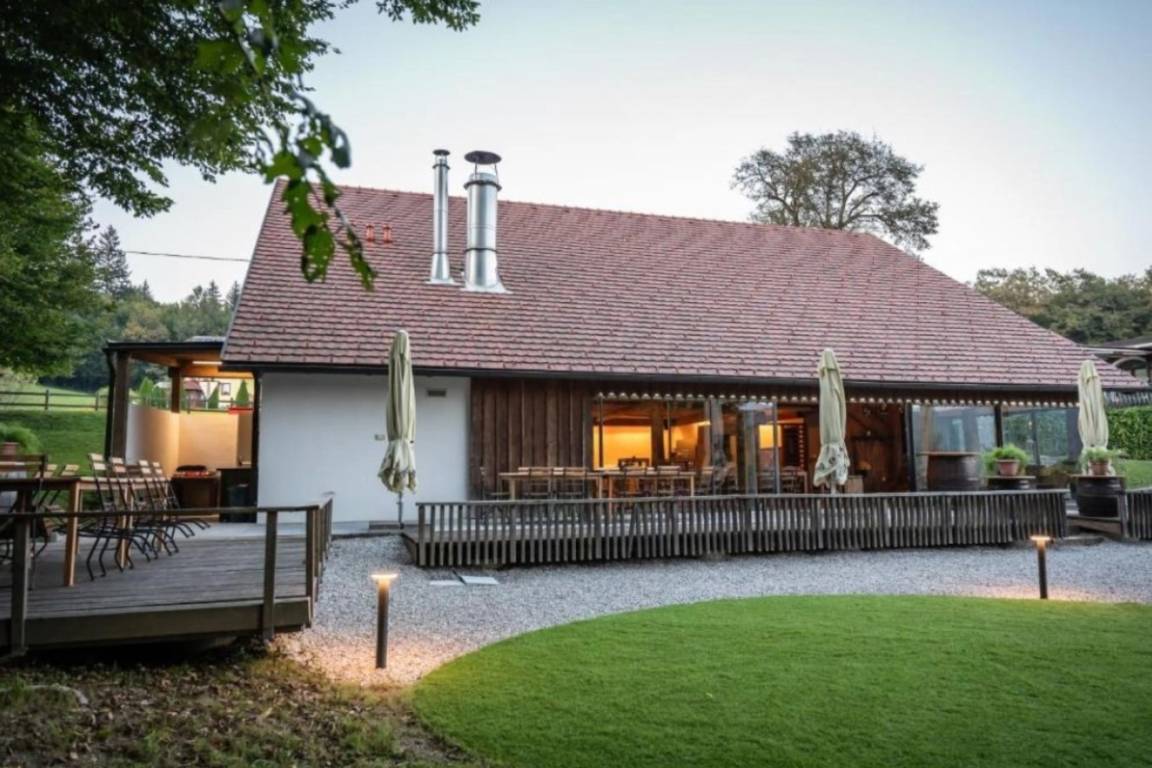 300 M² Chalet ∙ 3 Schlafzimmer ∙ 12 Gäste - Slowenien