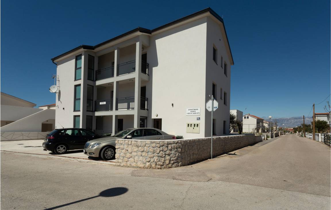 60 M² Apartment ∙ 2 Bedrooms ∙ 4 Guests - Vir
