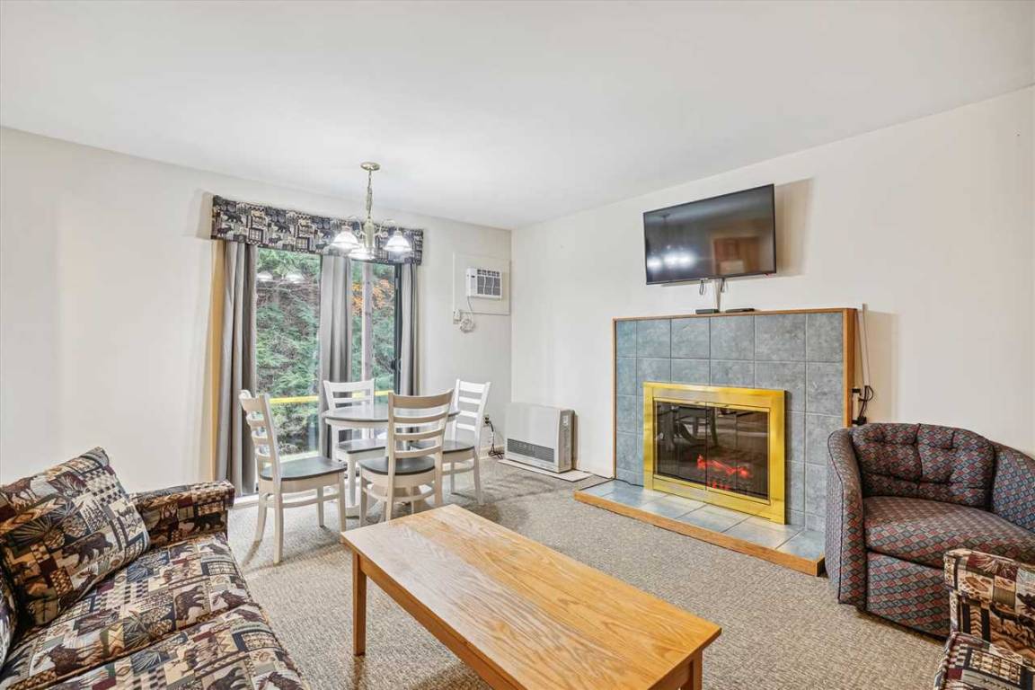 Hotel ∙ 1 Bedroom ∙ 4 Guests - Woodstock, VT