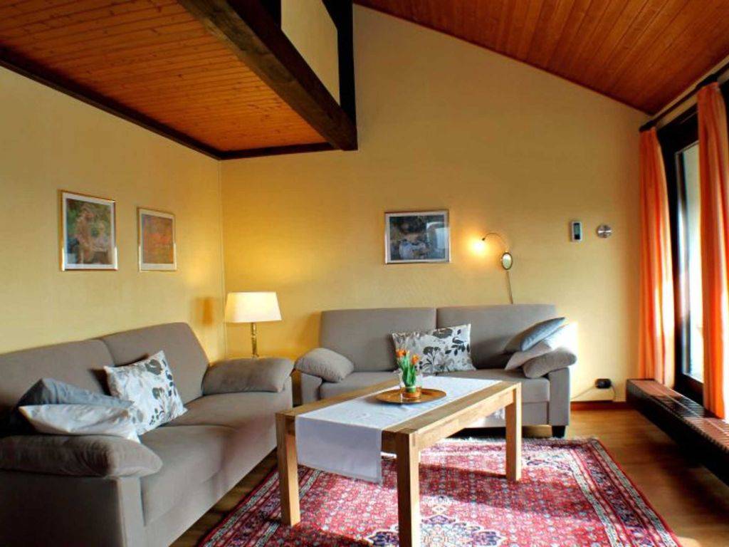 68 M² Ferienhaus ∙ 2 Schlafzimmer ∙ 6 Gäste - Villingen-Schwenningen