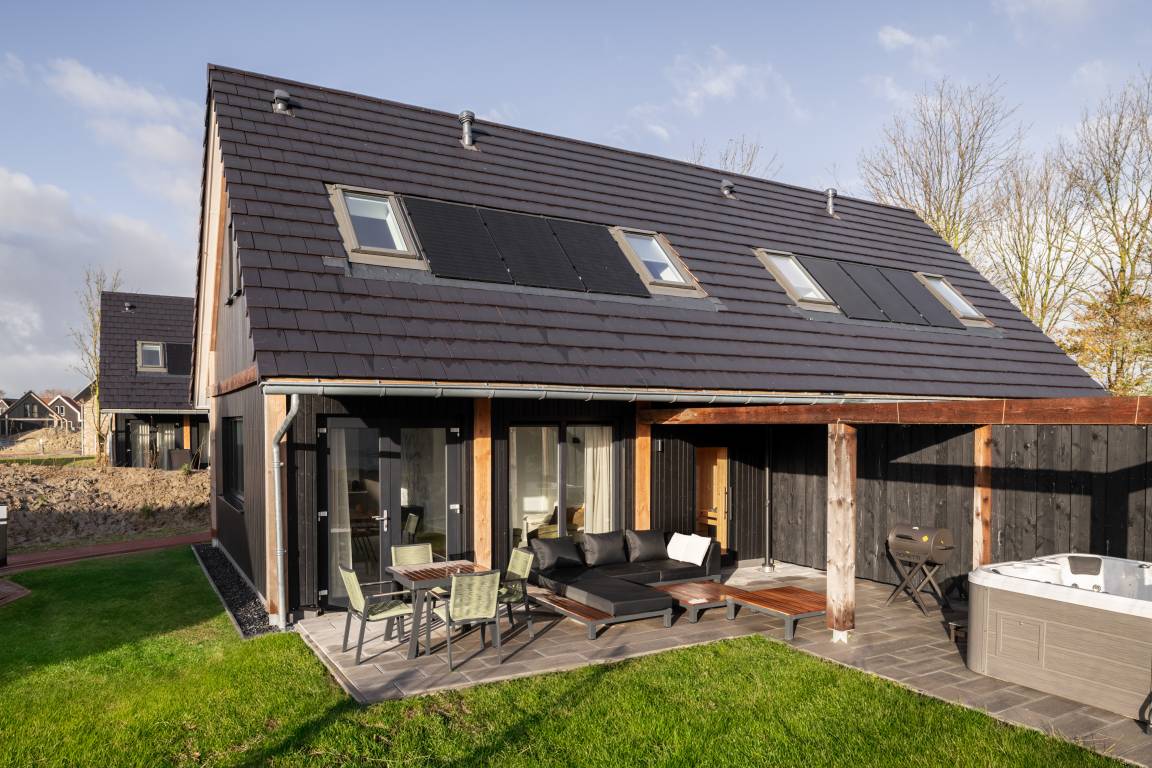 77 M² Ferienhaus ∙ 2 Schlafzimmer ∙ 4 Gäste - Groede