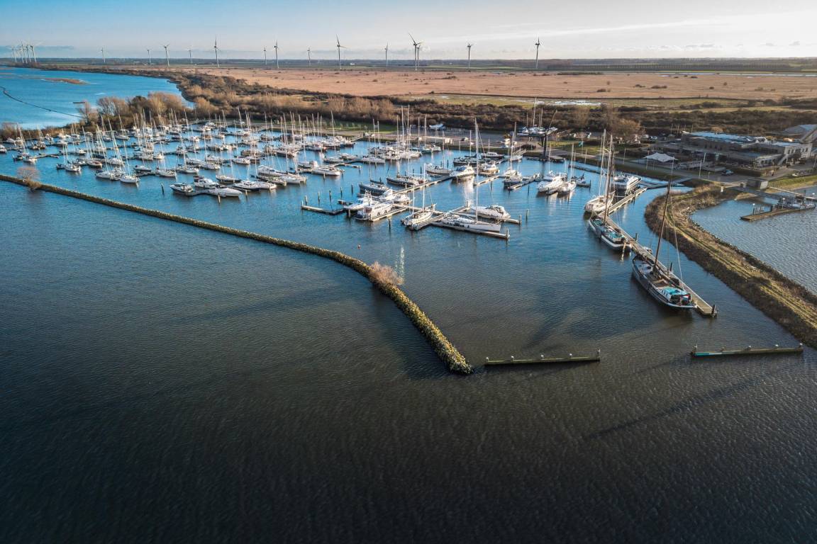 99 M² Bungalow ∙ 2 Slaapkamers ∙ 4 Gasten - Zuid-Holland