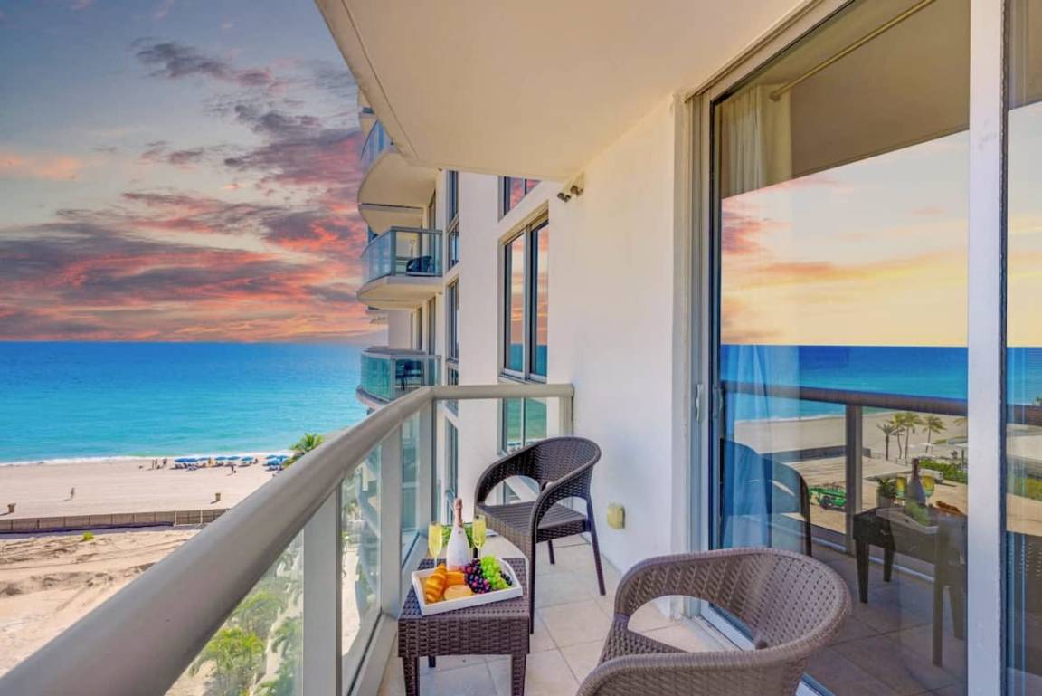 Apartamento ∙ 1 Habitación ∙ 4 Huéspedes - Sunny Isles Beach