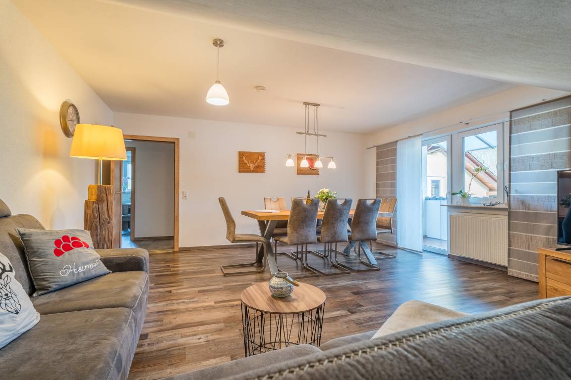 100 M² Ferienwohnung ∙ 3 Schlafzimmer ∙ 8 Gäste - Durbach