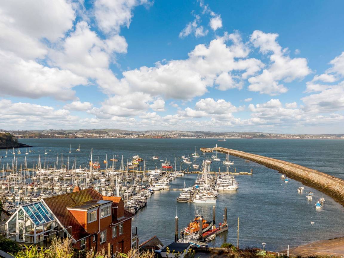 Cottage ∙ 3 Bedrooms ∙ 6 Guests - Brixham