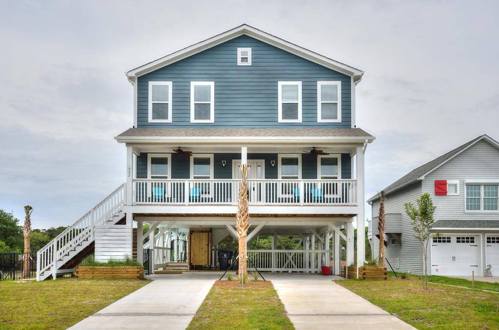 House ∙ 5 Bedrooms ∙ 14 Guests - Oak Island, NC