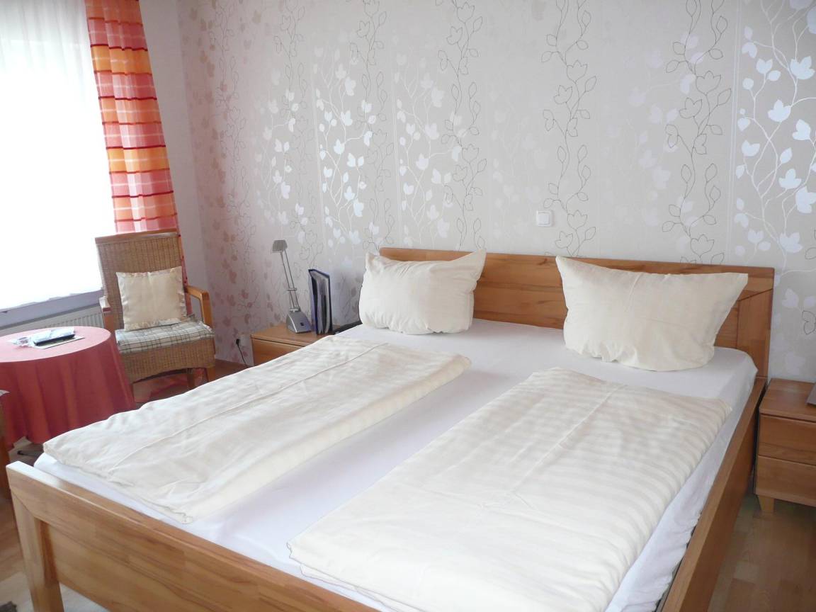 Hotel ∙ 1 Bedroom ∙ 2 Guests - Traben-Trarbach