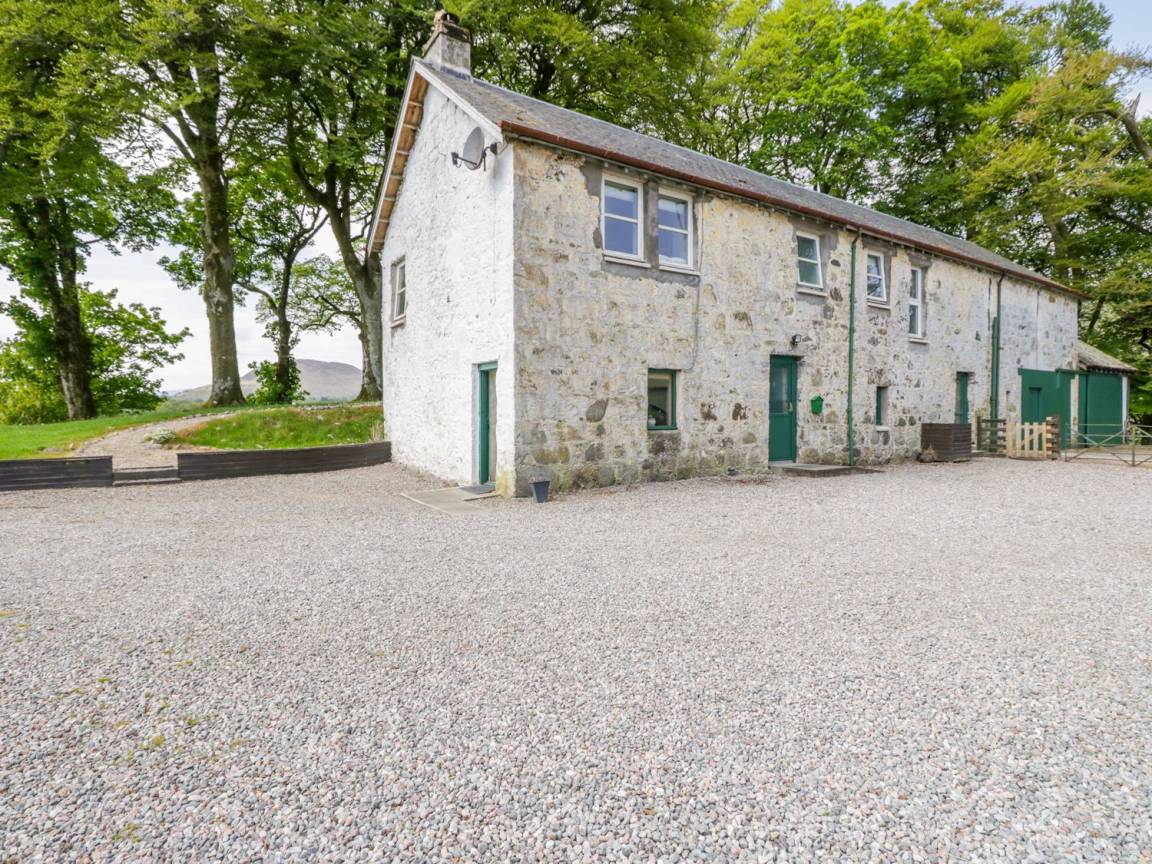 Cottage ∙ 3 Bedrooms ∙ 6 Guests - Loch Arkaig