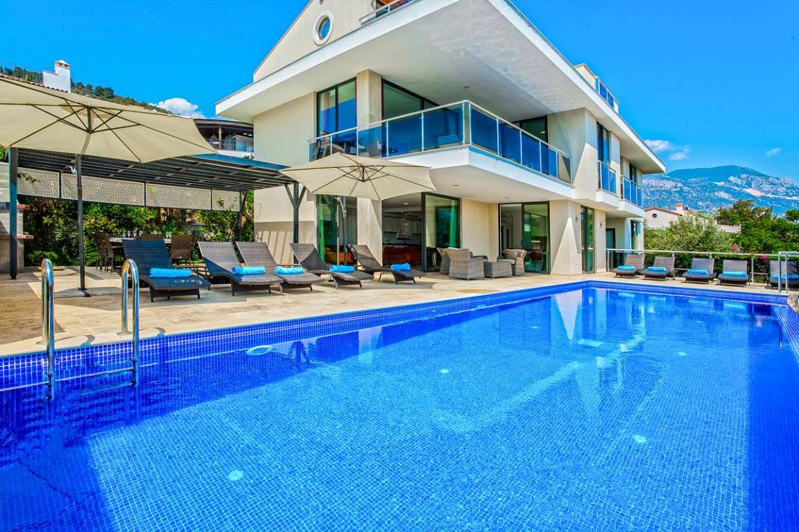 Villa ∙ 7 Bedrooms ∙ 16 Guests - İslamlar