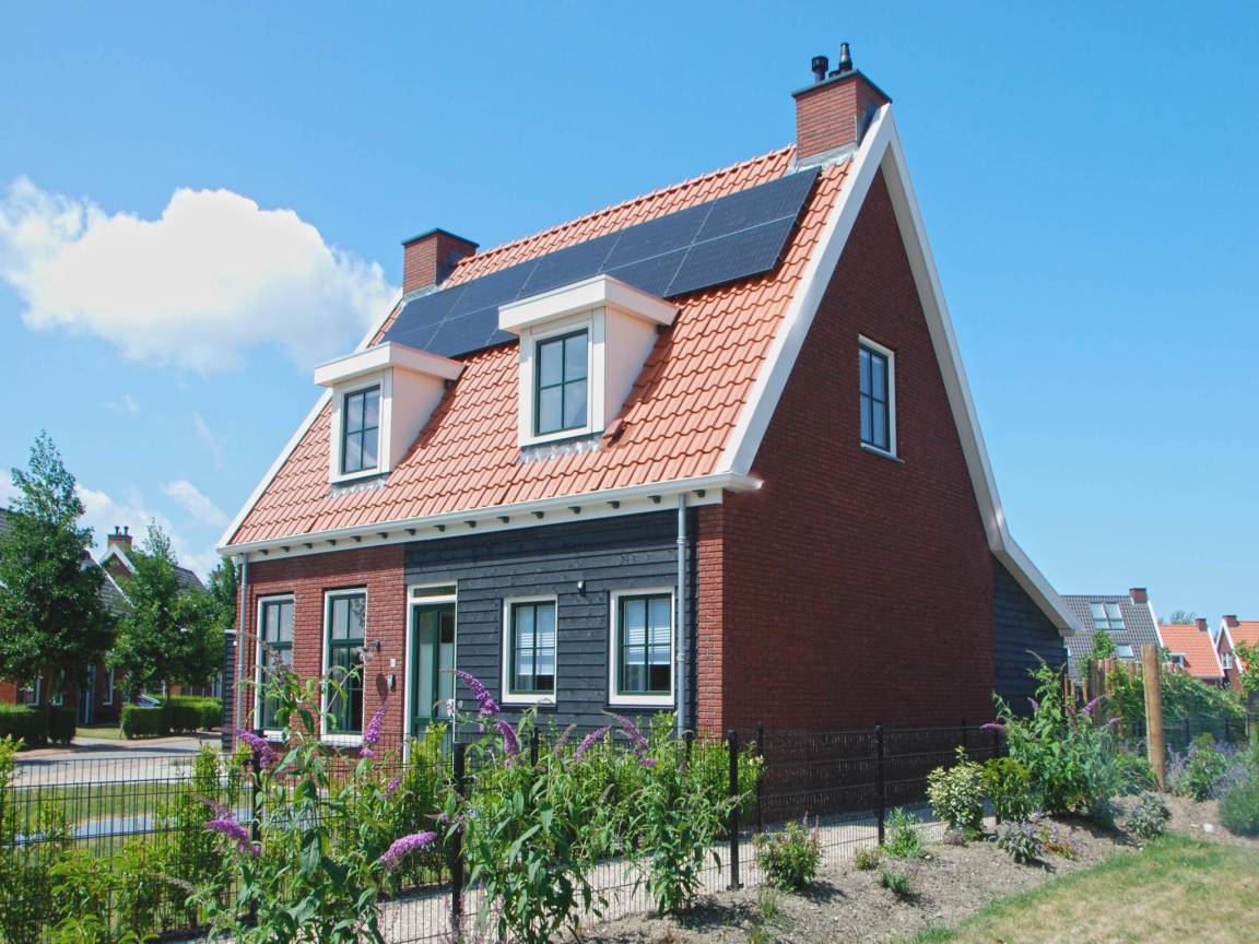 126 M² House ∙ 4 Bedrooms ∙ 8 Guests - Zierikzee