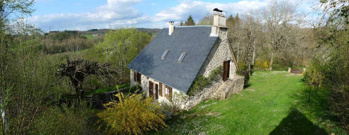 110 M² Gîte ∙ 3 Chambres ∙ 6 Personnes - Corrèze