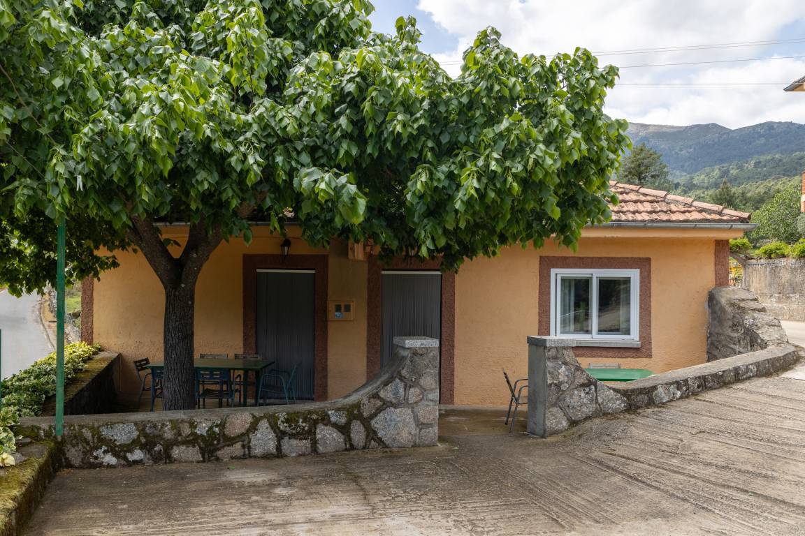 90 M² Casa ∙ 3 Habitaciones ∙ 6 Huéspedes - Cebreros